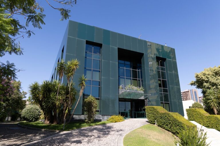 MBA Informative Session - AESE Business School - Formação de Executivos